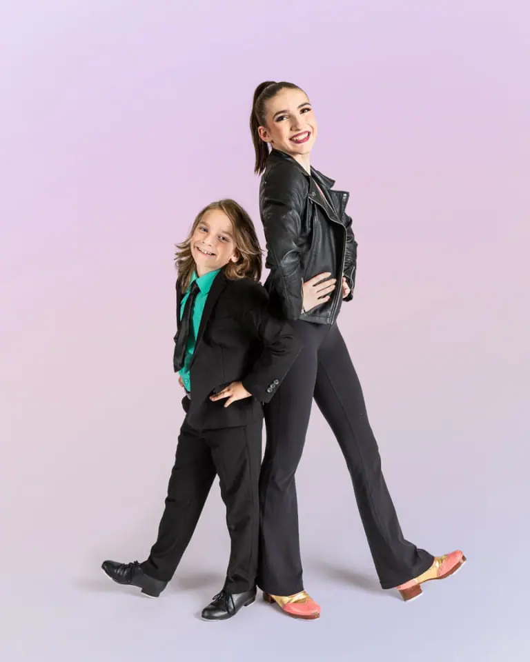 Dance Group Poses & Inspiration for Your Studio Shoot