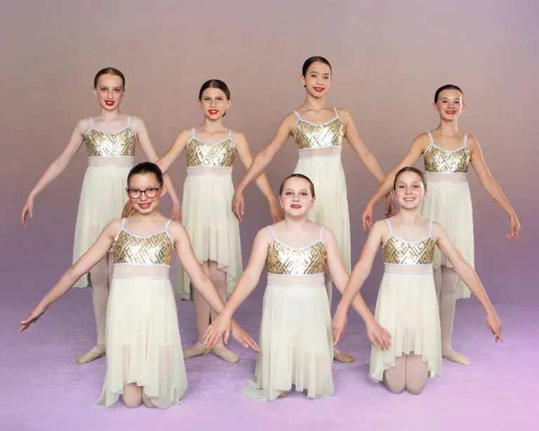 Dance Group Poses & Inspiration for Your Studio Shoot
