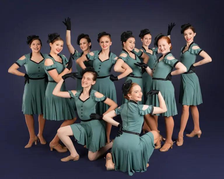 Dance Group Poses & Inspiration for Your Studio Shoot