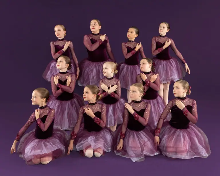 Dance Group Poses & Inspiration for Your Studio Shoot