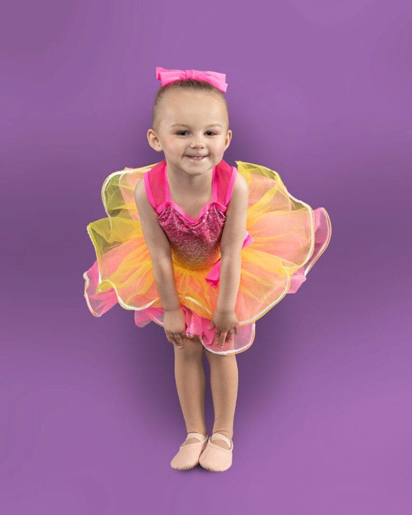 Easy Poses for Little Ones & Inspiration for Your Studio Shoot
