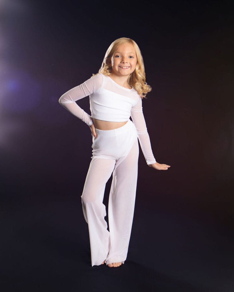 Easy Poses for Little Ones & Inspiration for Your Studio Shoot